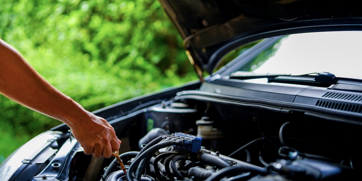 Roadside Safety Tips & Preventive Maintenance | Guy's Towing